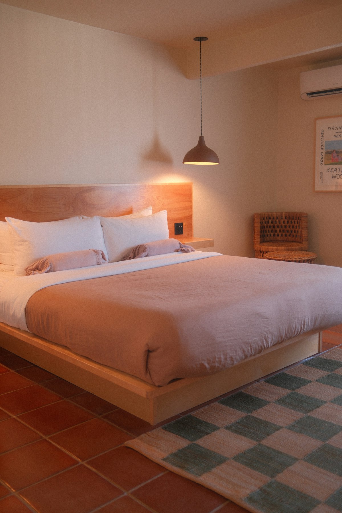 Where to Stay Near the Obama Presidential Center · Hyde Park Hotels & More